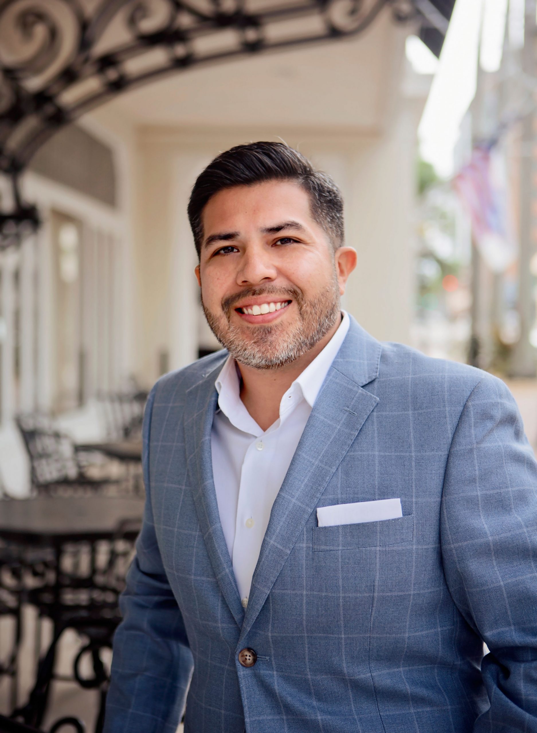 Meet the Team - The Sarmiento Team